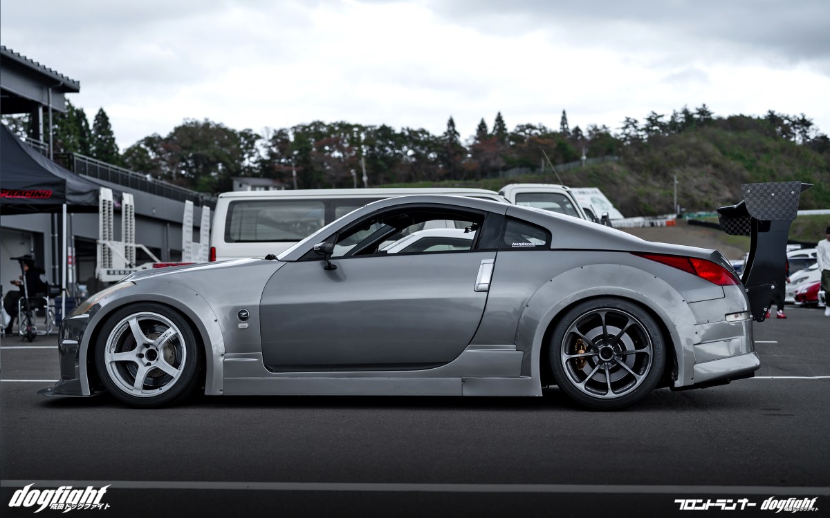 Feature: Zesty Racing Z33 Demo Car