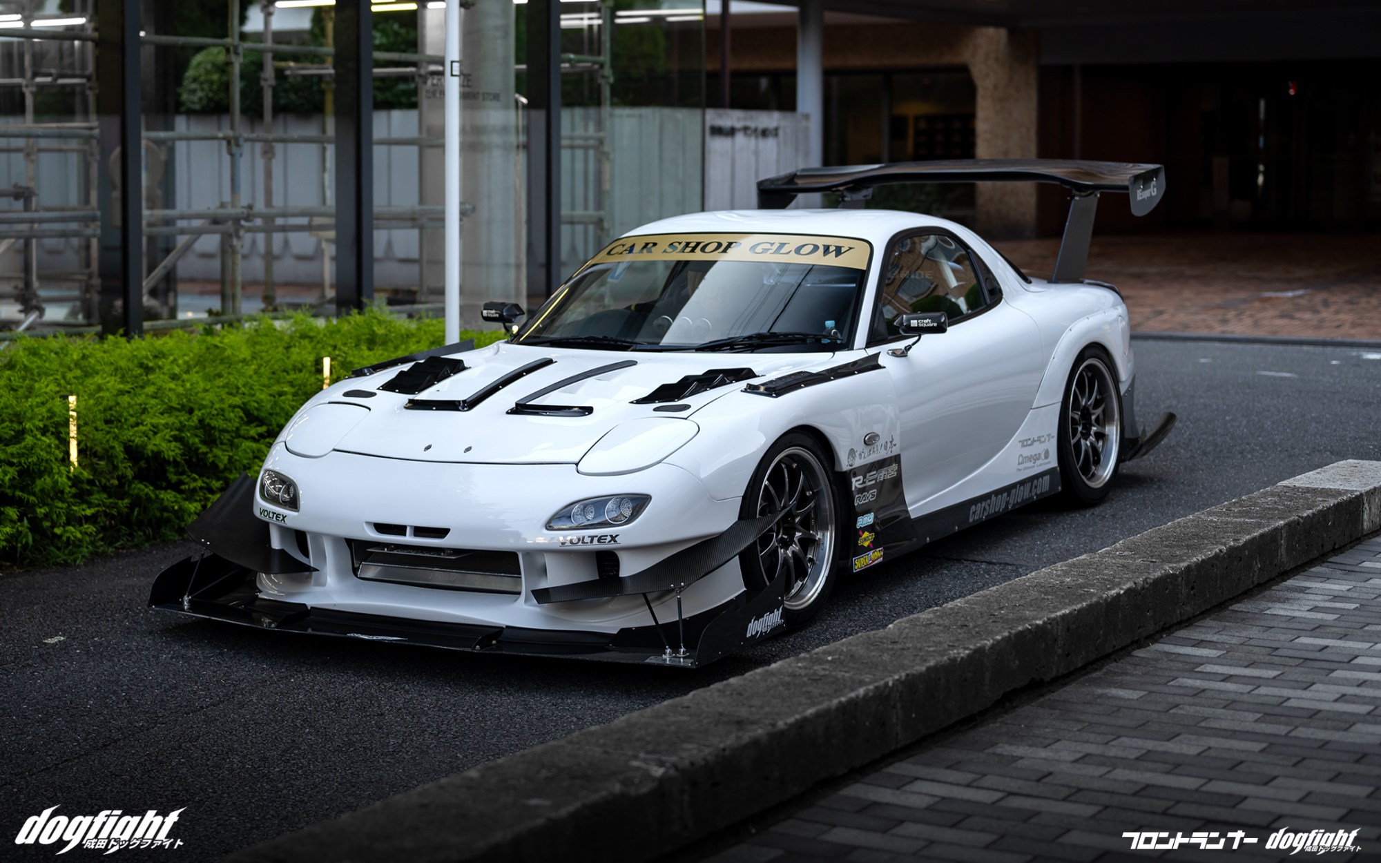 Gallery: An Afternoon In Omotesando with the New GLOW Demo Car